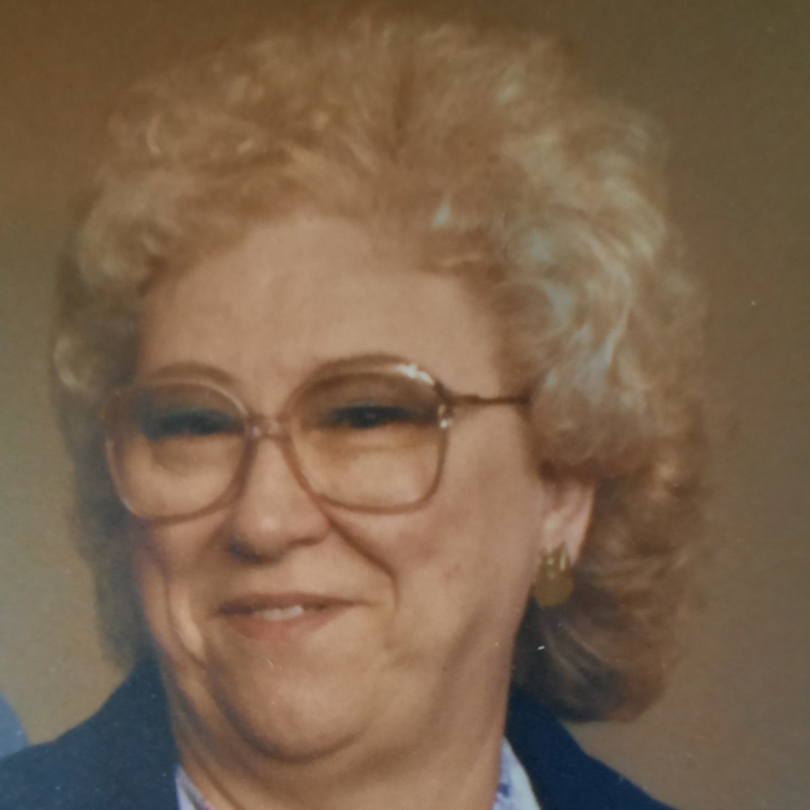 Obituary & Life Story for Doris S. Kirk | Online Obituaries | theMemories Obituary & Life Story for Doris S. Kirk | Online Obituaries | theMemories
